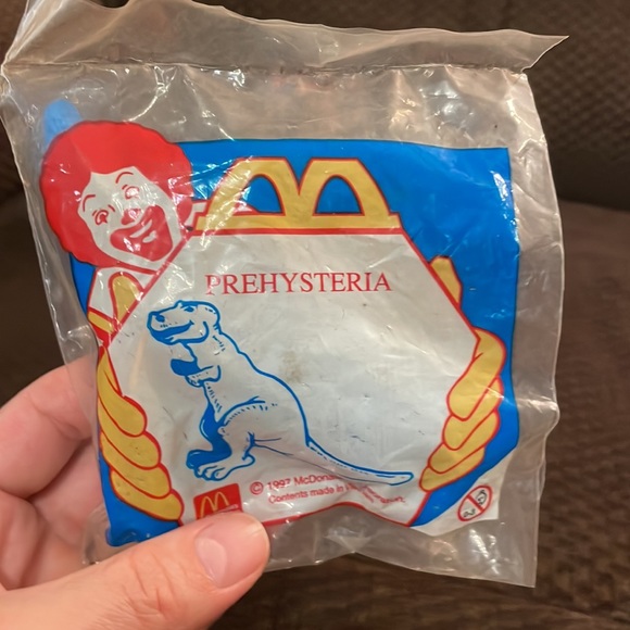 McDonald's | Toys | Vintage 99s Flintstones Toys Jurassic Park ...